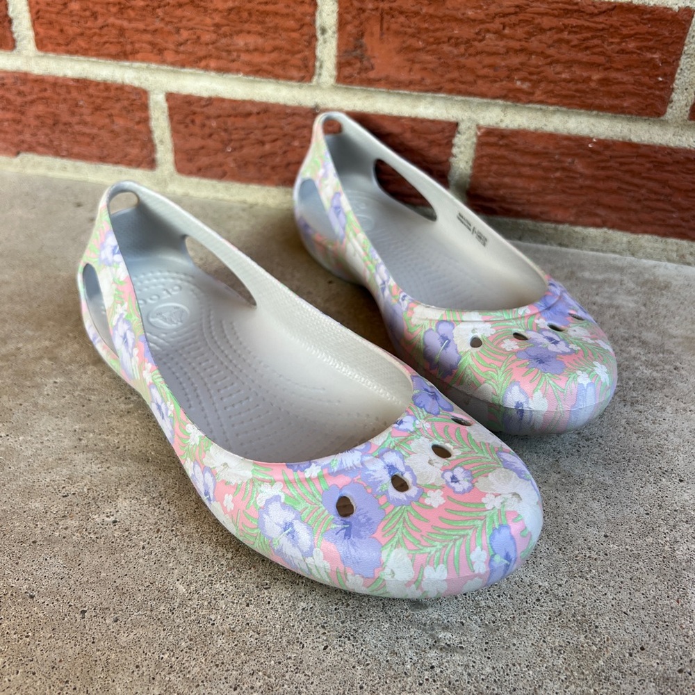 Crocs Kadee Flat Graphic Light Pink /Floral Relaxed F… - Gem